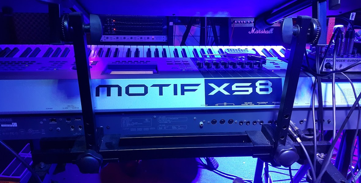 야마하 모티프 XS8 판매합니다. Yamaha motif xs8 판매가격150만 | 중고악기 뮬