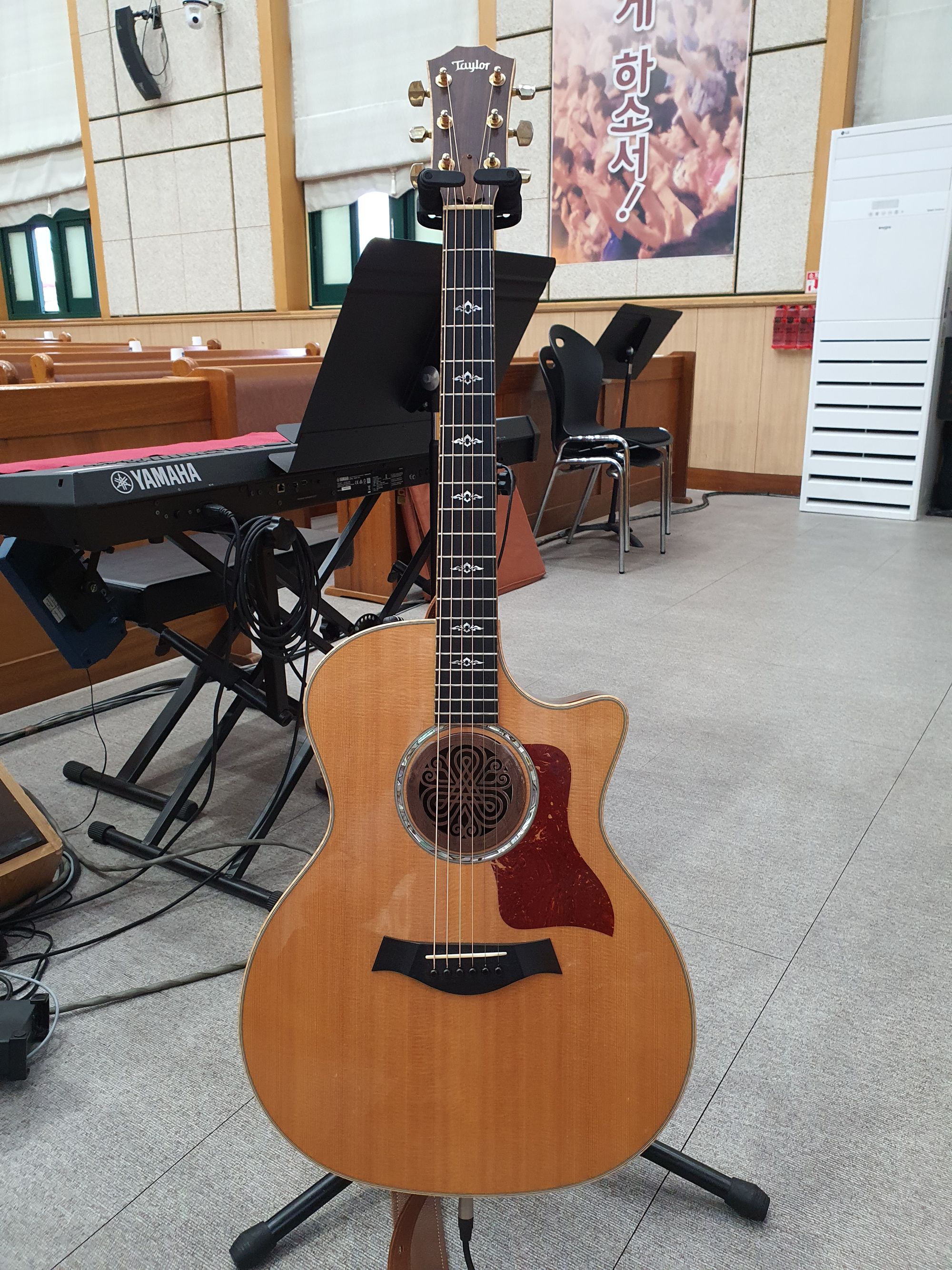 테일러814ce x브레이싱 es1 판매해요 | 중고악기 뮬