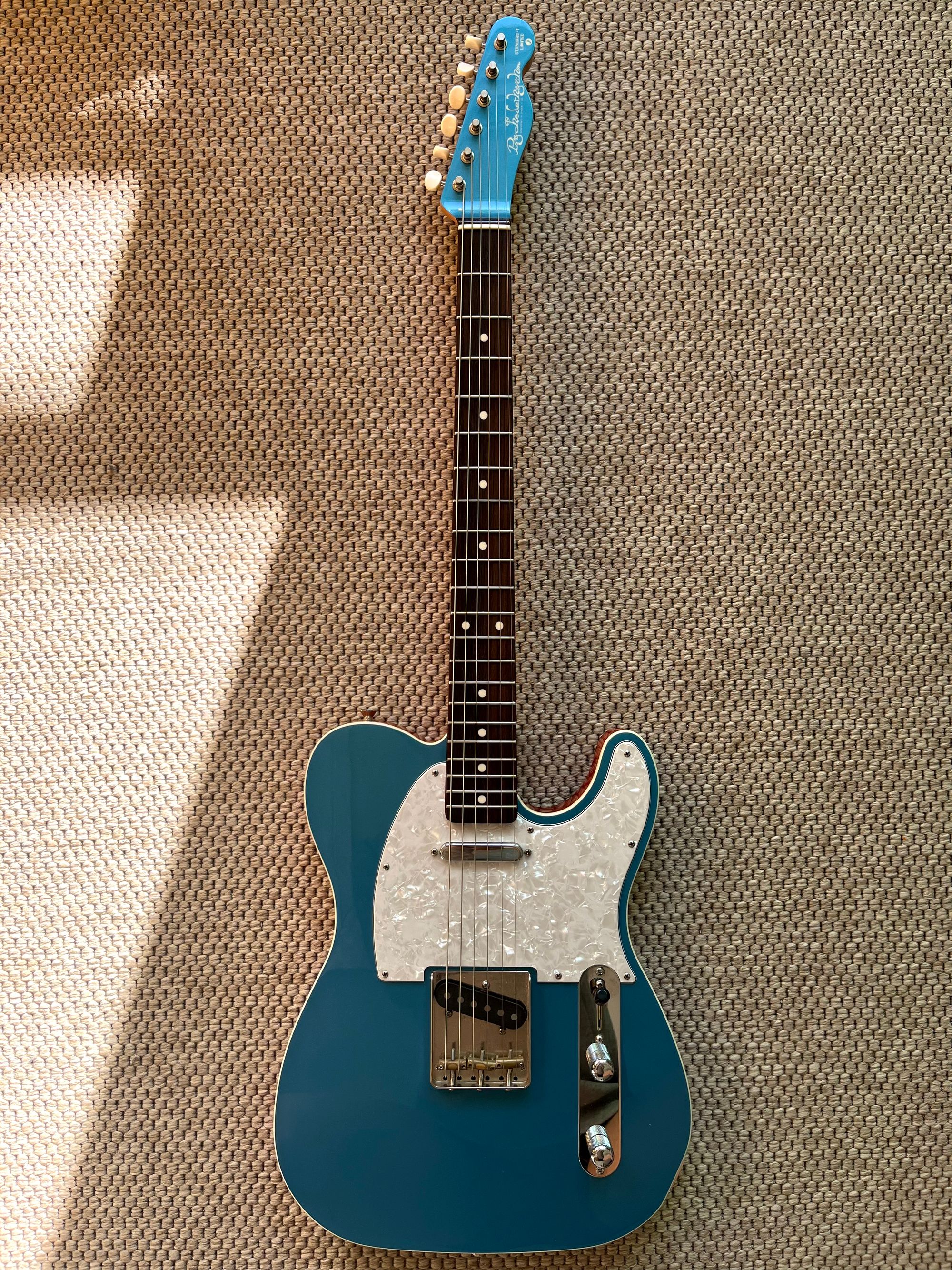 사이키델리즘 텔레 리미티드 스탠다드-T Psychederhythm Standard-T Limited | 중고악기 뮬