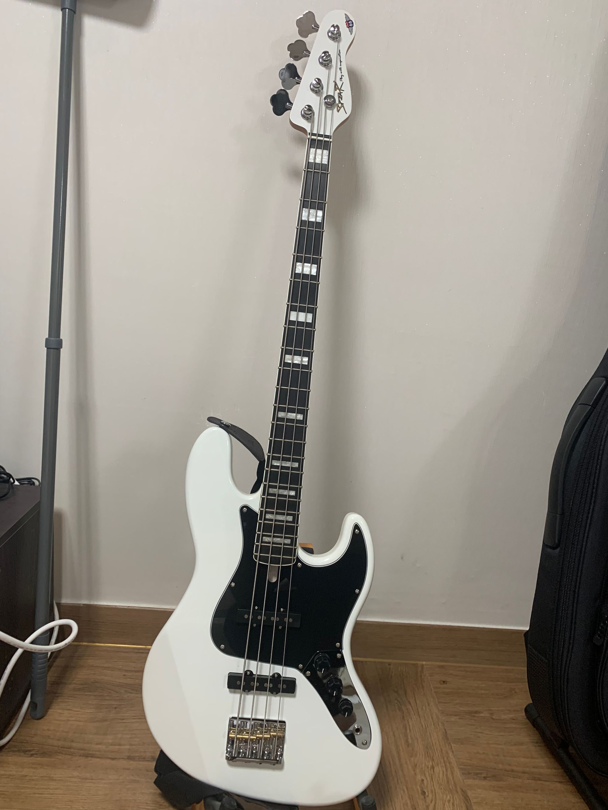 스피어 saj-250p 흰색 팝니다 | 중고악기 뮬