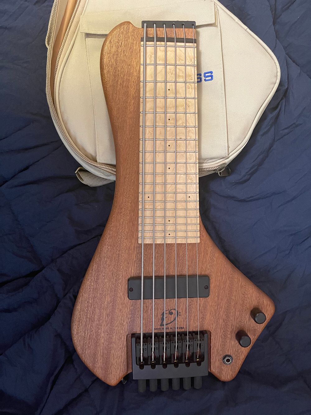Wing Bass Classic 6-string 미니 윙 베이스 6현 판매합니다. | 중고악기 뮬