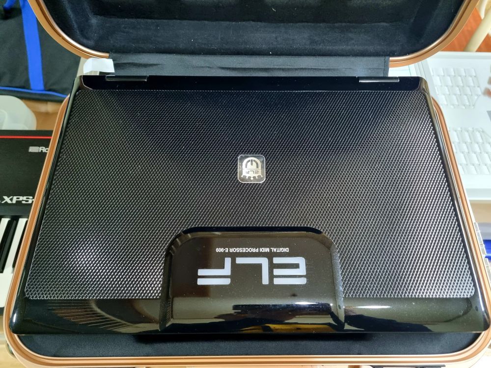 엘프반주기909 (ELF E-909) 새거수준 찬송가+복음성가 최신입력 | 중고악기 뮬