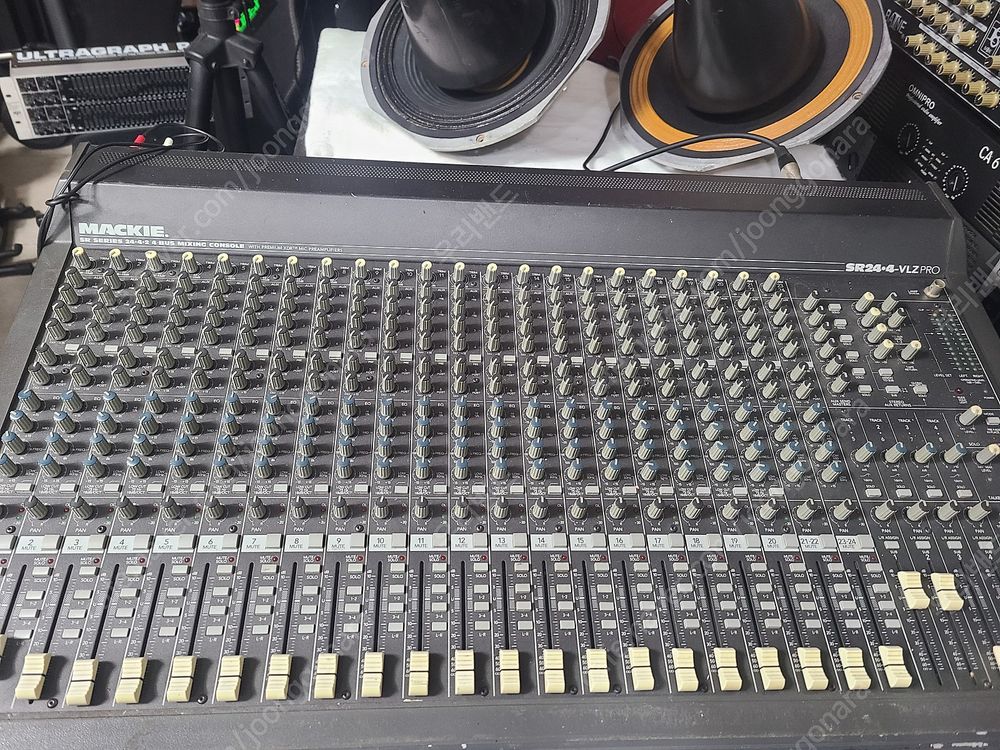 맥키SR24.4VLZ-4PRO 믹서상태좋습니다 38만원 | 중고악기 뮬