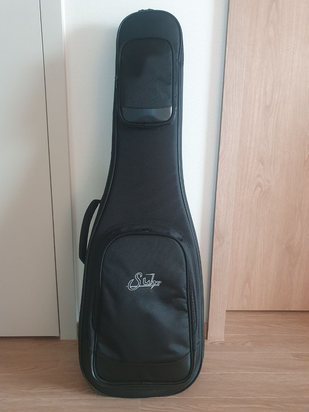 존 써 디럭스 긱백 신품급 suhr deluxe gig bag 판매 | 중고악기 뮬