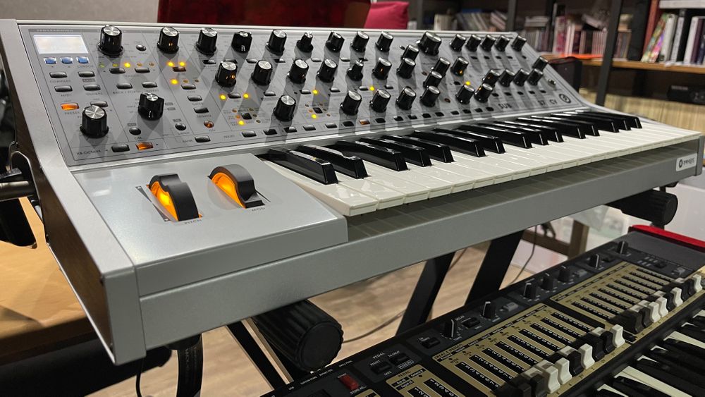 Moog Subsequent 37(박스+소프트케이스 포함) | 중고악기 뮬