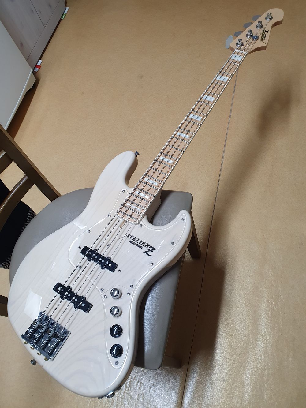 아틀리에 atelier z m245 | 중고악기 뮬