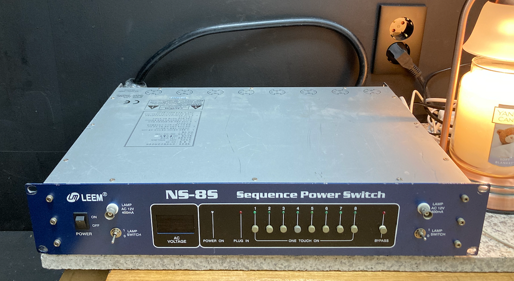 Leem NS-8S 순차전원기 | 중고악기 뮬