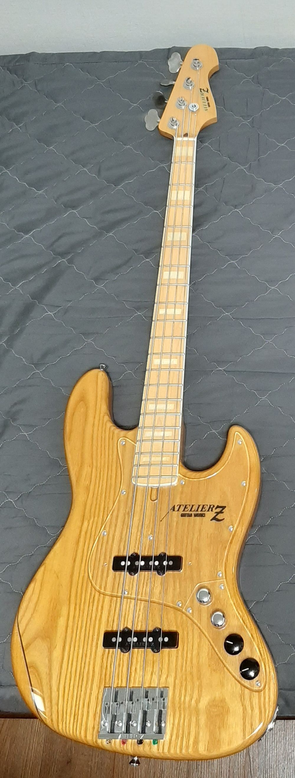 Atelier Z m245 custom 모델 판매합니다. | 중고악기 뮬