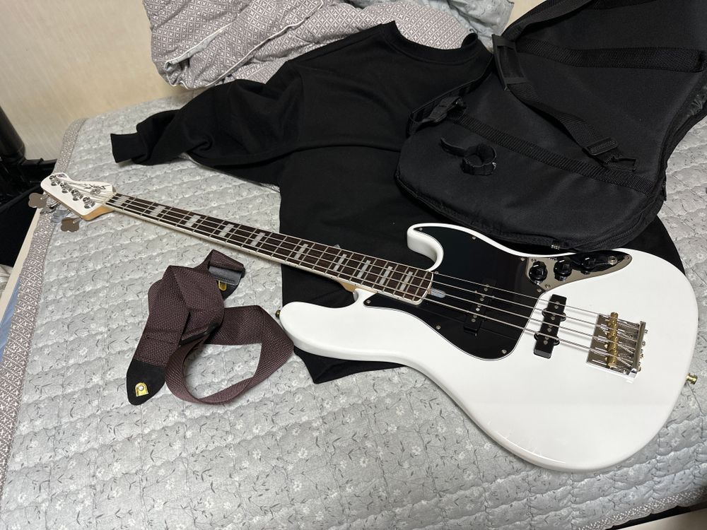 스피어 saj-250p 베이스 기타 판매합니다 | 중고악기 뮬