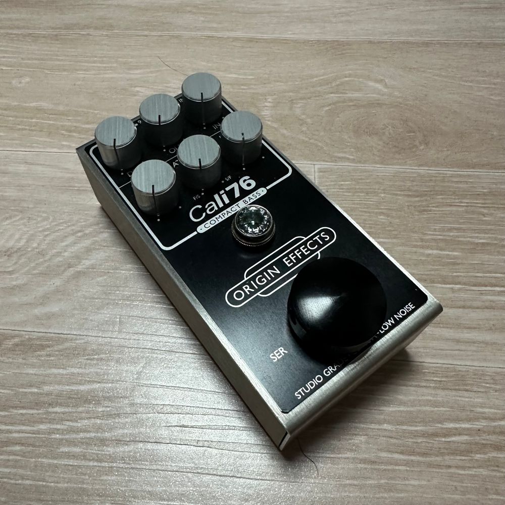 Origineffects Cali76-CB Compact Bass comp 칼리76 64 black panel | 중고악기 뮬